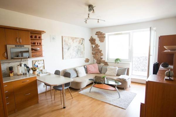 Cozy Apartment Btw Centre And Airport - Private Host - No Invoice - Bratislava