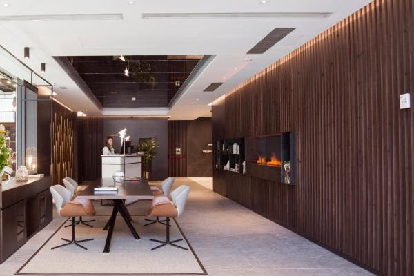 Yomo Centric - Andorra la Vella