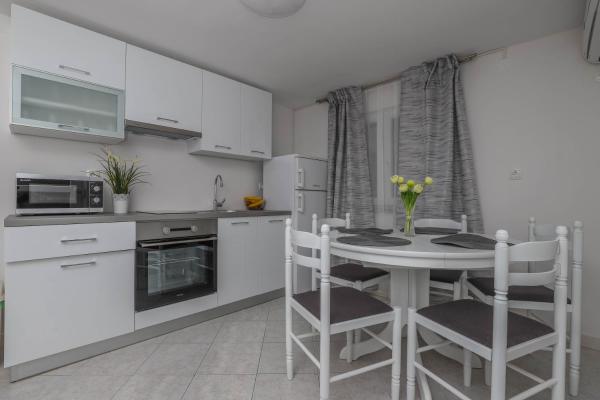 Apartment Lisinski - Crikvenica