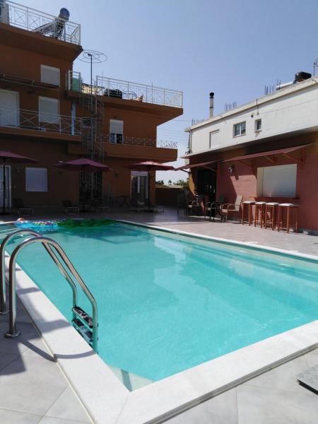 Souvlakis Pool Suites (S.p.s) - Greece