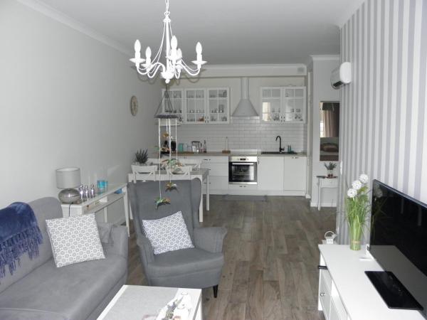 Apartament Z Ogródkiem - Pobierowo