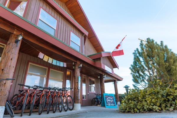 Whalers Guesthouse - Vancouver Island