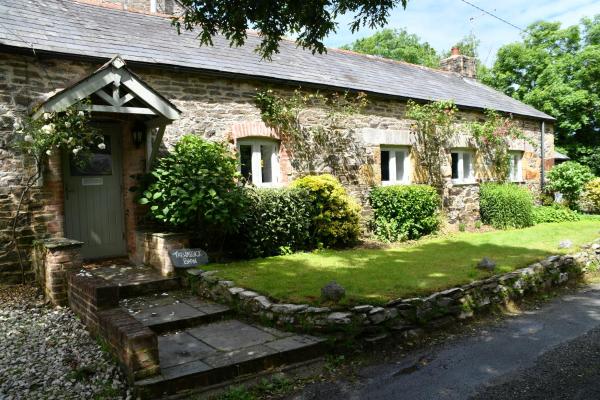 Trewassick Barn - Mawgan Porth