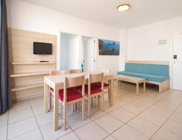 Apartamentos Puet - Spain