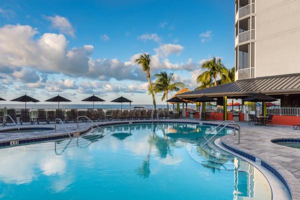 Diamond Head Beach Resort - Fort Myers Beach, FL