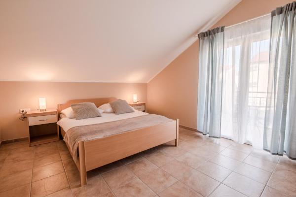 Apartman ČVorak - Vodice