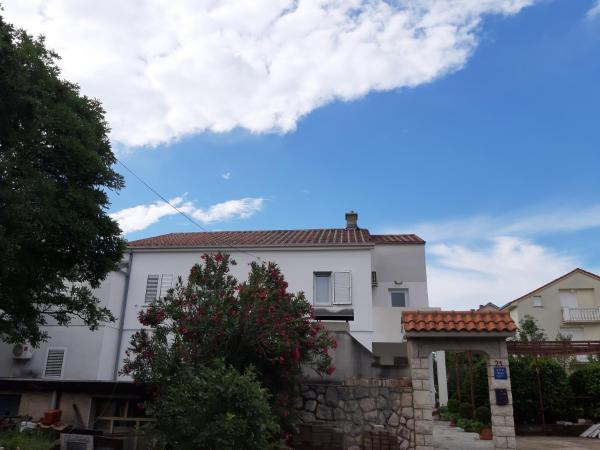 Apartment Knežević 2 - Jadranovo