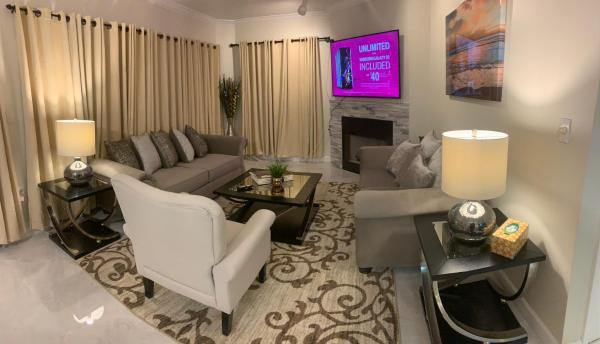 Luxury Condo In The Heart Of Pigeon Forge - Pigeon Forge, TN