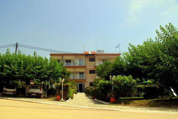 Giota Rooms - Greece