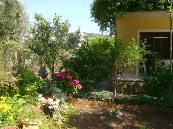 Lefkas House With Garden - Lefkada