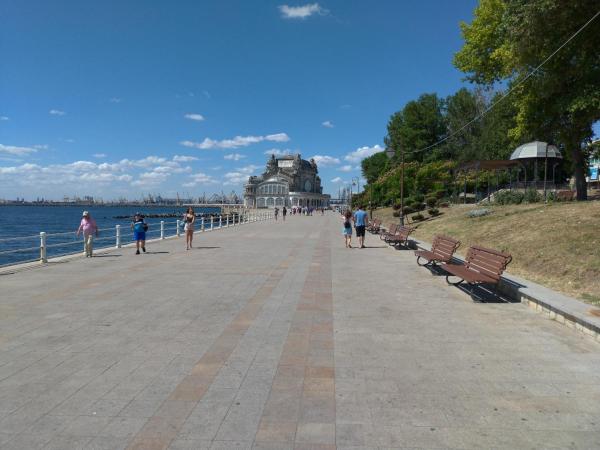 Apartament Promenada, 3 Camere, Langa Cazino, Faleza, Acvariu, Port Tomis, Plaja, Piata Ovidiu - Konstanca