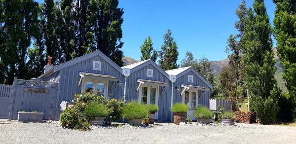 Cottage Nestled In The Vines - Arrowtown