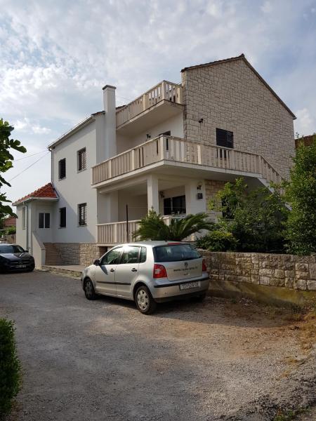 Apartments Rozmary - Supetar