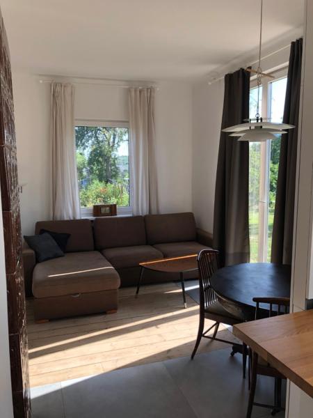 Hillside View House With Garden, Private Parking, Quiet Location - 12 Min To Old Town Anytime, Long Stays Welcome - Belarus