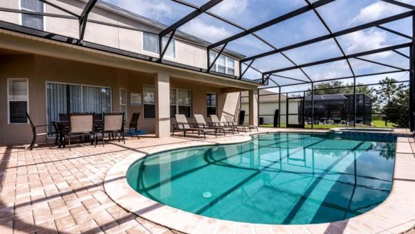 Themed Rooms Pool Villa Near Disney - Celebration, FL