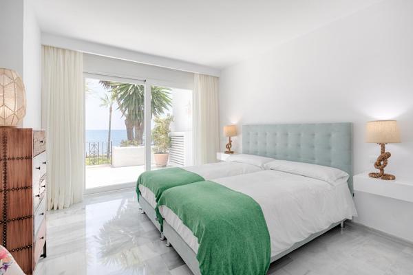 Hanami Alcazaba Beach Front Sea View - Estepona
