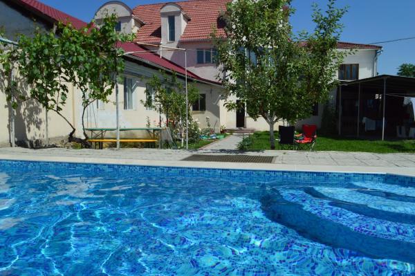 Tunduk Hostel - Bishkek