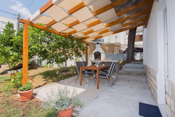 Apartments Pinery - Hvar