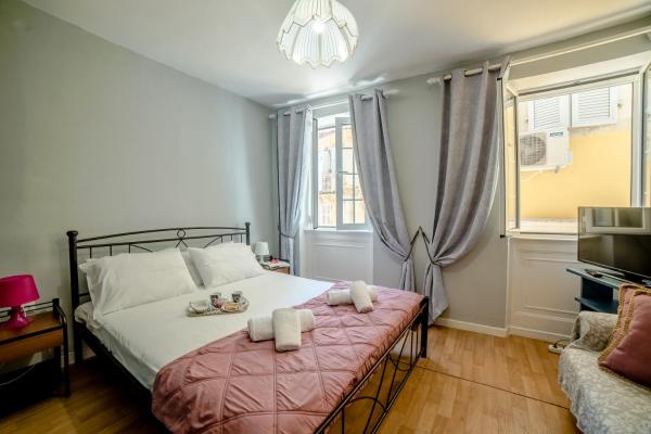 Next 2 Cathedral - Corcyra Apartment - 科孚島