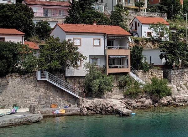 Apartments Vlasta - Karlobag