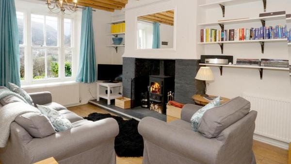 One Bron Derw - Gwynedd