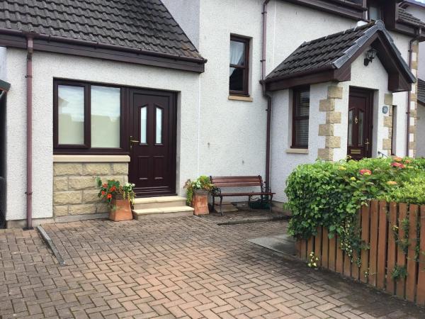 Exclusive Private Double Room, En-suite Wet Room Private Entrance - Escocia