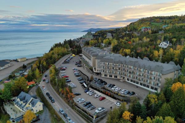 Hôtel Et Pavillons Le Petit Manoir Du Casino - Charlevoix