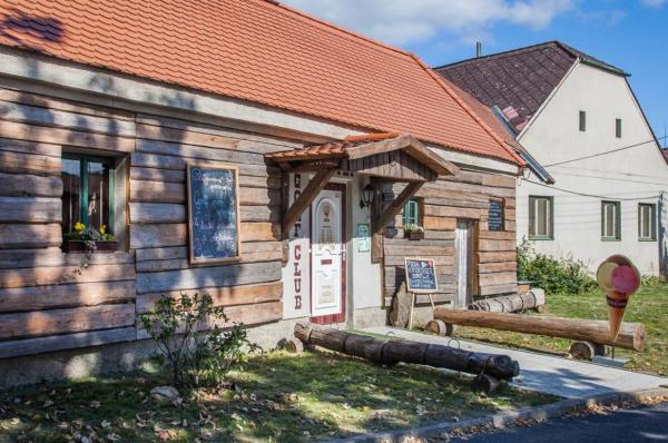 Rodinné Apartmány Country Golf Club Střítež - Třebíč