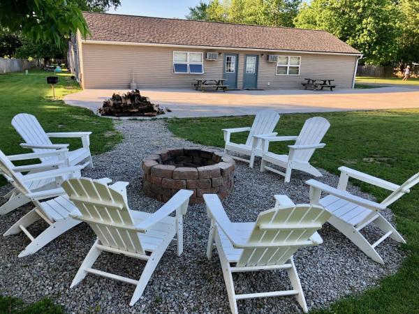 Little Ted's Cottages - Put-in-Bay, OH