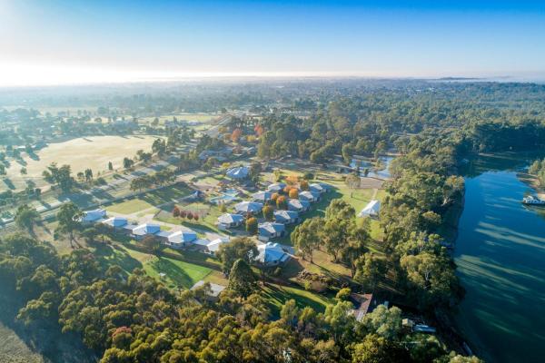 Tindarra Resort -