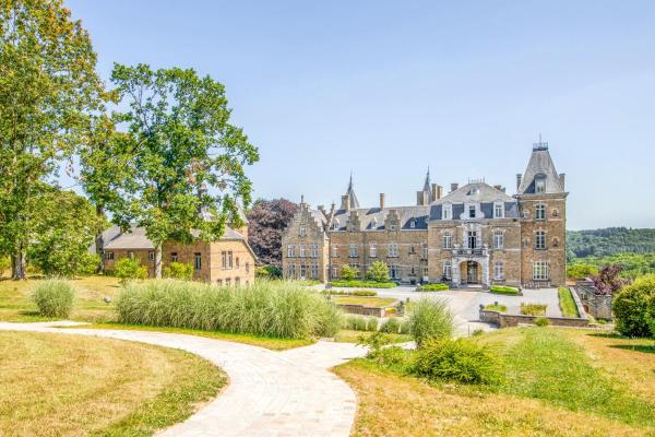 Domaine De Ronchinne - Château Et Ecuries - Dinant