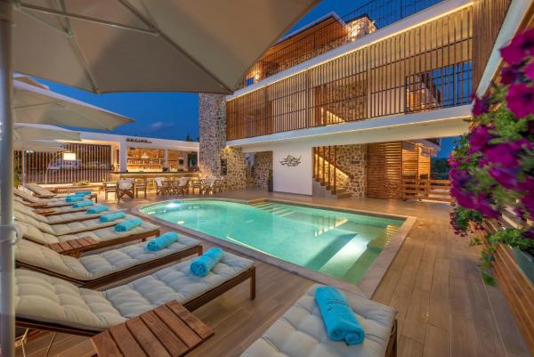 Dandelion Suites - Chalcidique