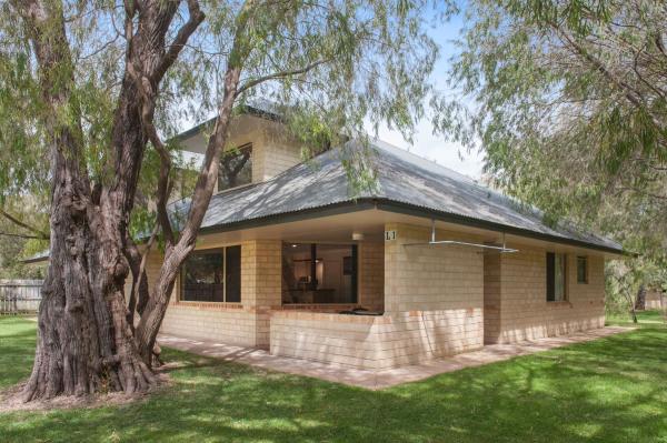Siesta Park Holiday Resort Absolute Beachfront Resort - Busselton