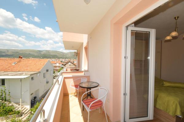 Apartments Belas - Trogir