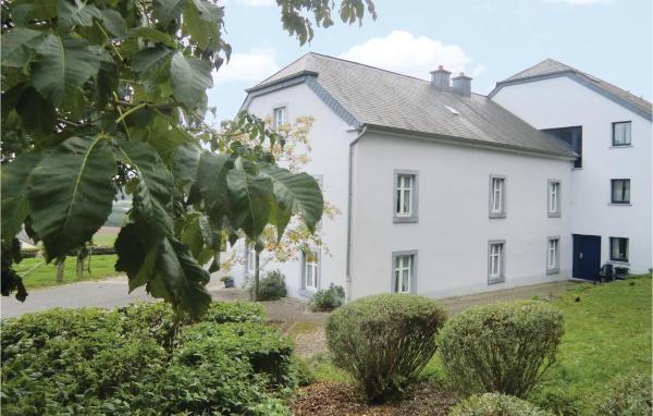 Nice Apartment In Noertrange With Wifi - Clerf