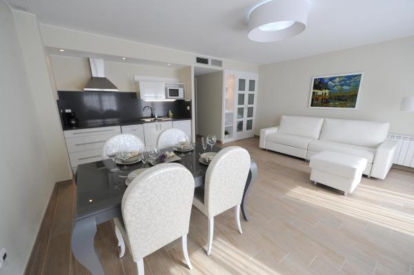 Apartamentos Turísticos Mirablanc - La Fresneda