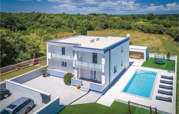 Lovely Home In Loborika With Wifi - Croatia