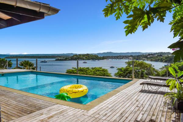 Magical Ocean Views 4 Bedroom Holiday Home - Port Vila