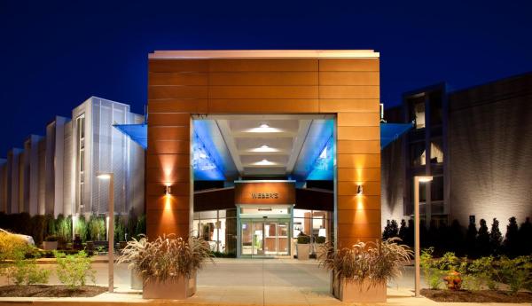 Weber's Hotel & Restaurant - Chelsea, MI