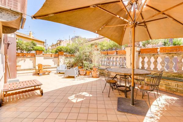 Colosseum Terrace Apartment - Rome