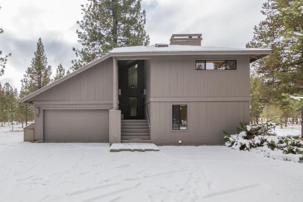 Lowland #3-close To Village And Aquatic Center. Spacious 3 Bedroom 3.5 Baths Perfect For 2 Families - Sunriver, OR