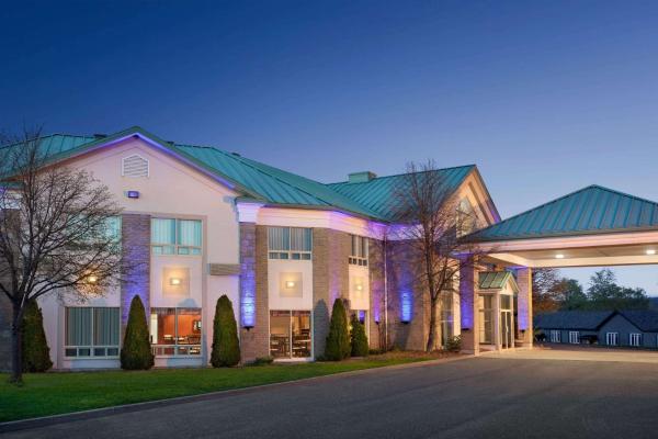Days Inn By Wyndham Montmagny - 몽마늬