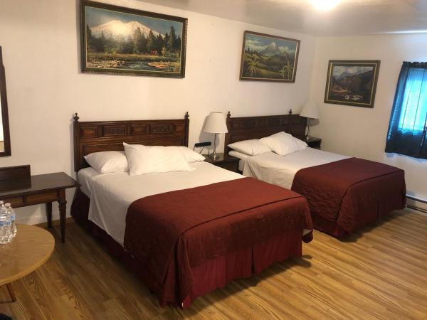 Angeles Motel - Queen Room With Two Queen Beds - Port Angeles, WA
