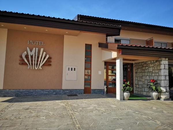 Hotel Smuk - Gradac