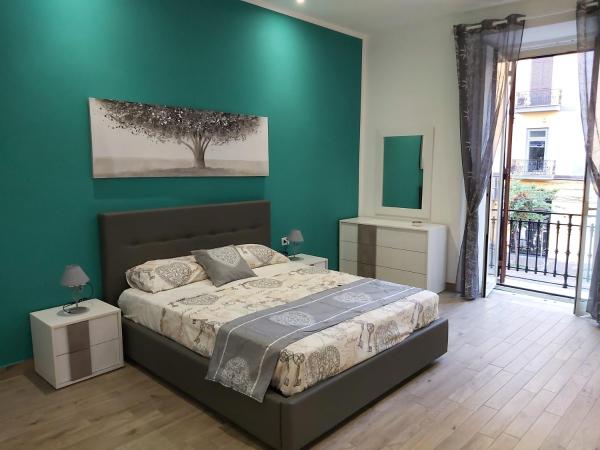 Dormire A Napoli Centro Holiday House Casa Vacanza - Campania
