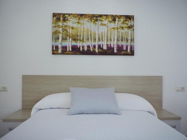 Hostal Delia - Álora