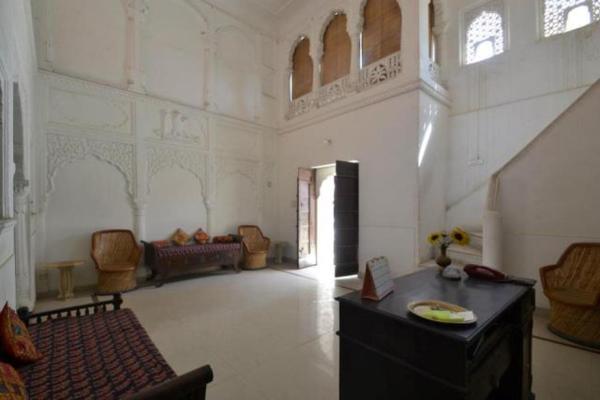 Rawla Mrignayani Palace - Jaipur