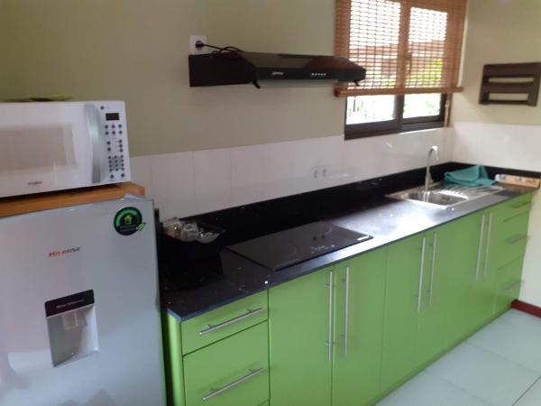 Max Garden And Pool - Paramaribo