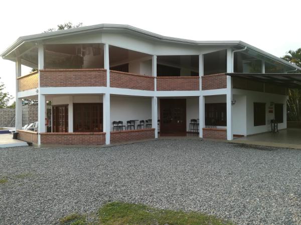 Finca Campestre El Encanto - Meta