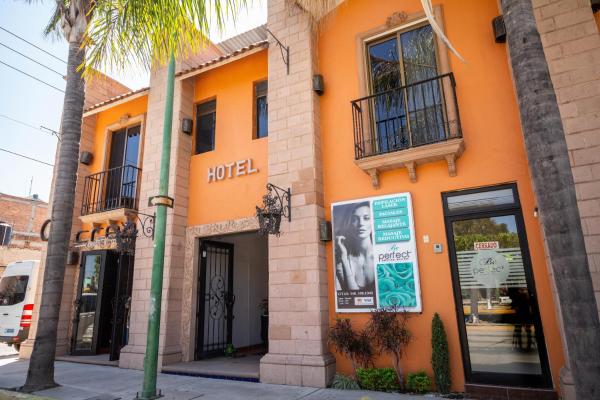 Hotel Degollado - Michoacán